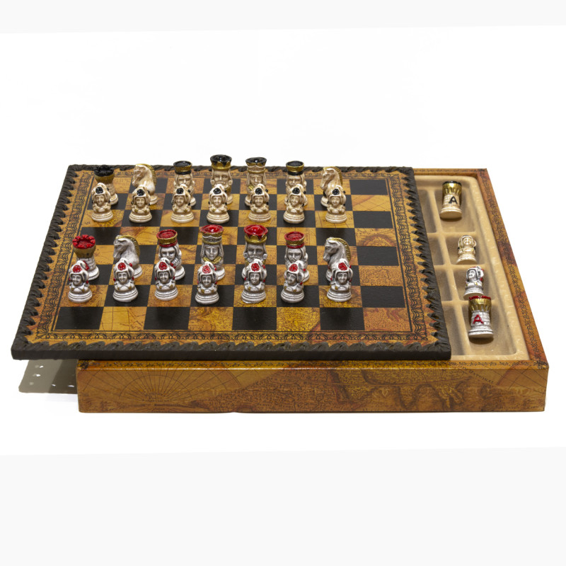 Chess Set with Chess Pieces "THE POKERS" in Alabaster and Resin Hand ...